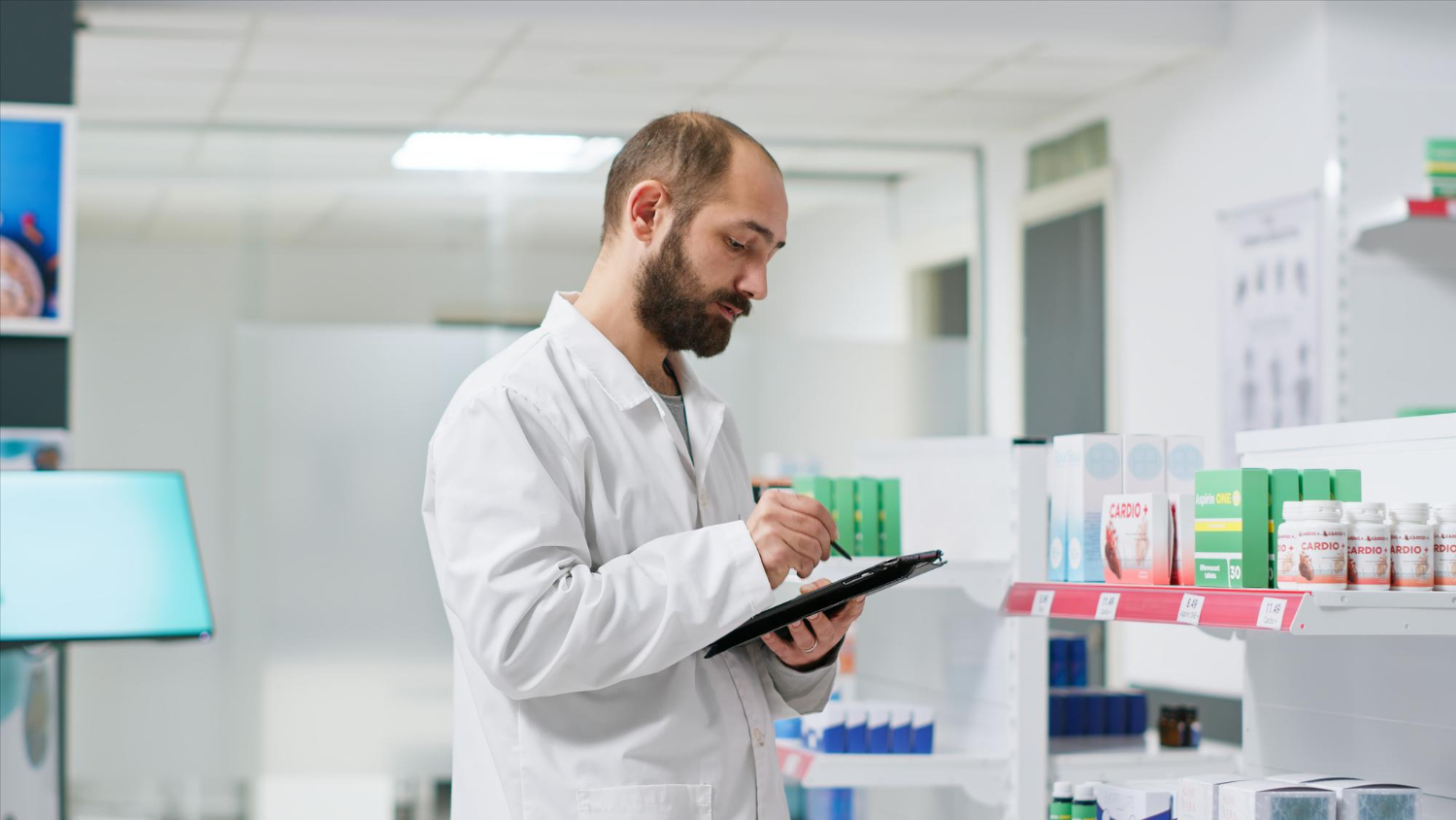 Surprising Skills You'll Master as a Pharmacy Technician